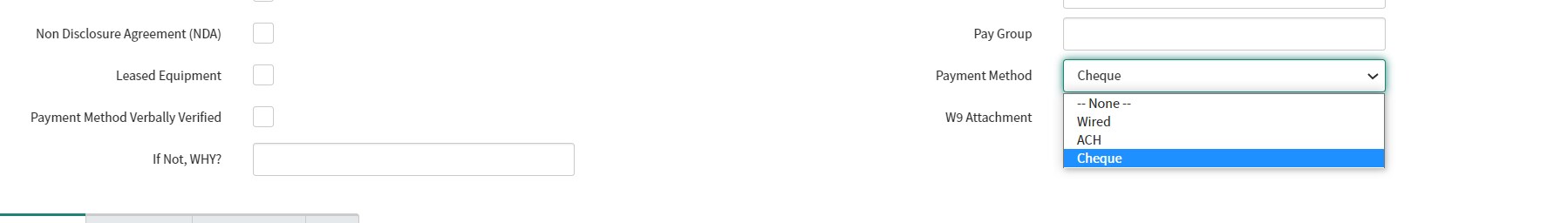 How To make Non Mandatory fields using On chnage - ServiceNow Community